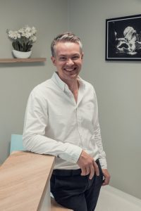 Dr Daniel Arnaud - Dr Daniel Arnaud